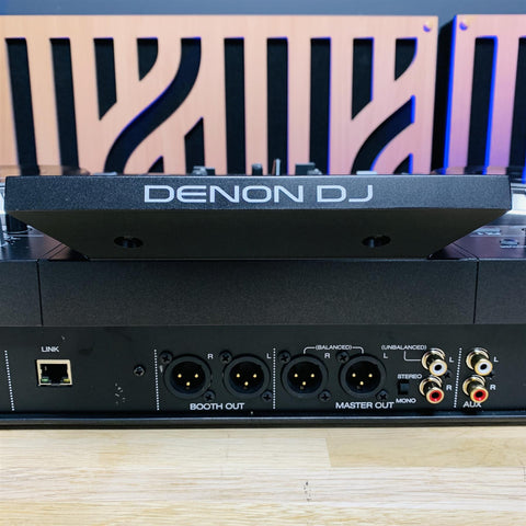 Denon DJ PRIME 2 DJ Controller with Decksaver and Magma Case – Why Buy New